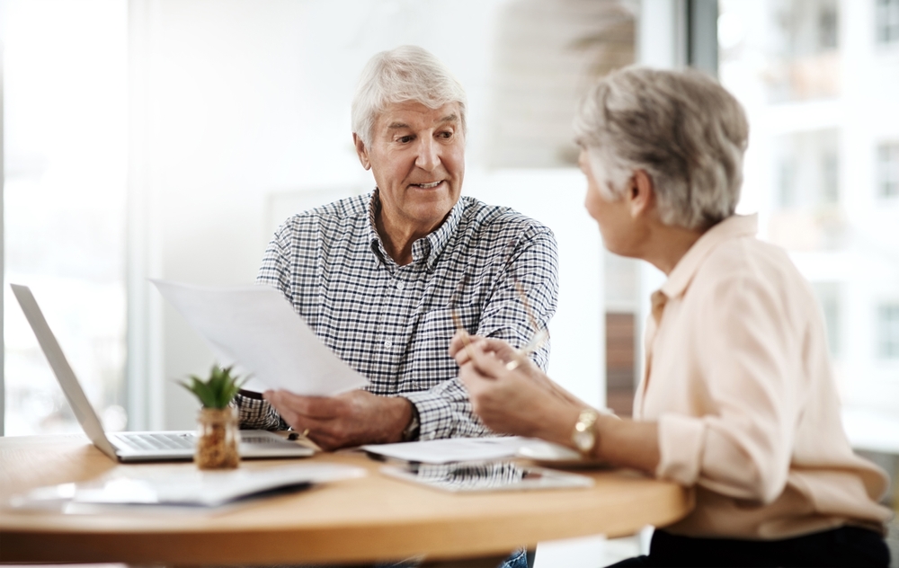What Are Life Settlement Brokers? | Retirement Genius